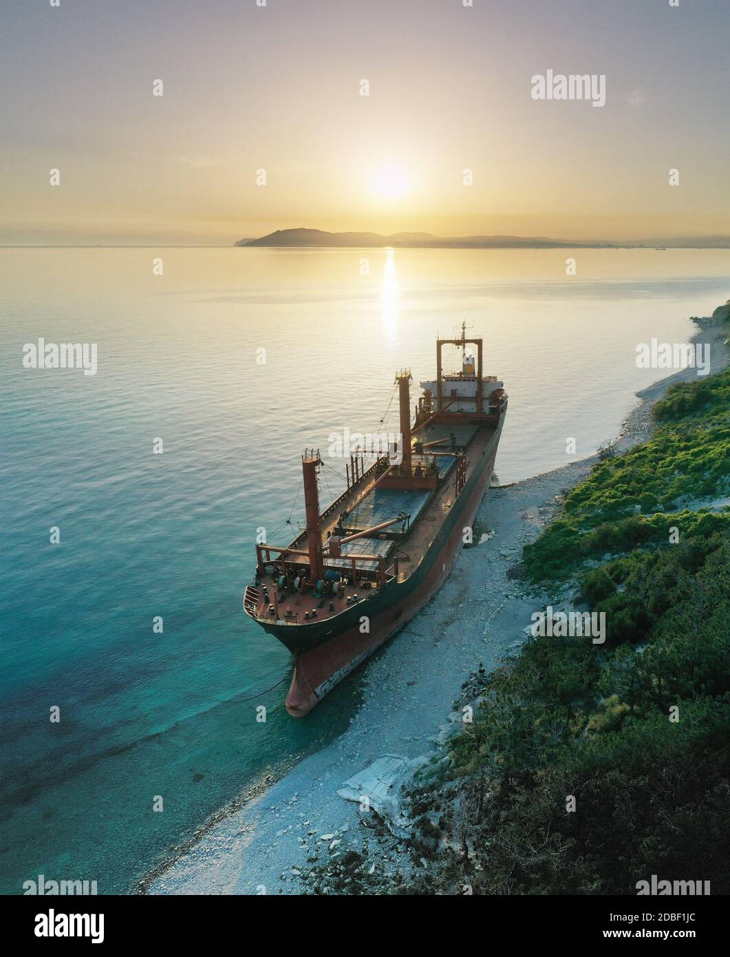 Shipwreck. Dry cargo ship left on coast Stock Photo - Alamy
