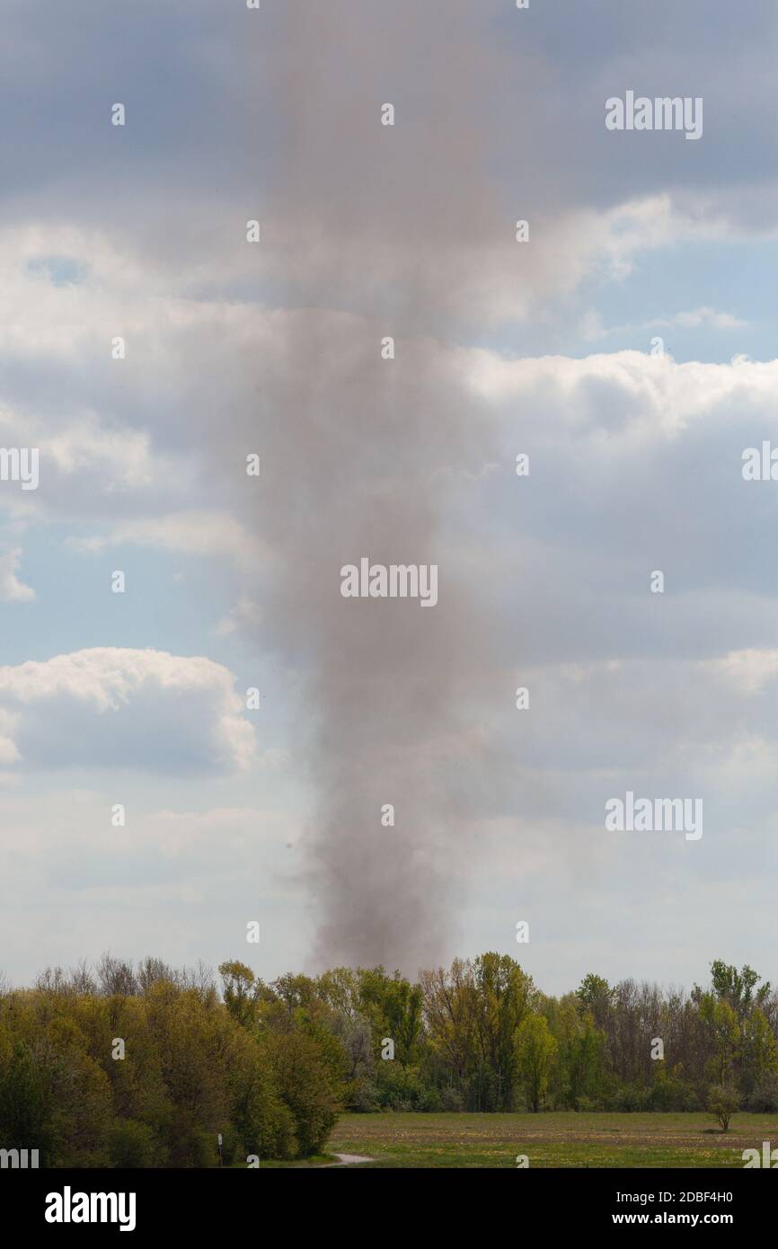 Dust devil hi-res stock photography and images - Alamy