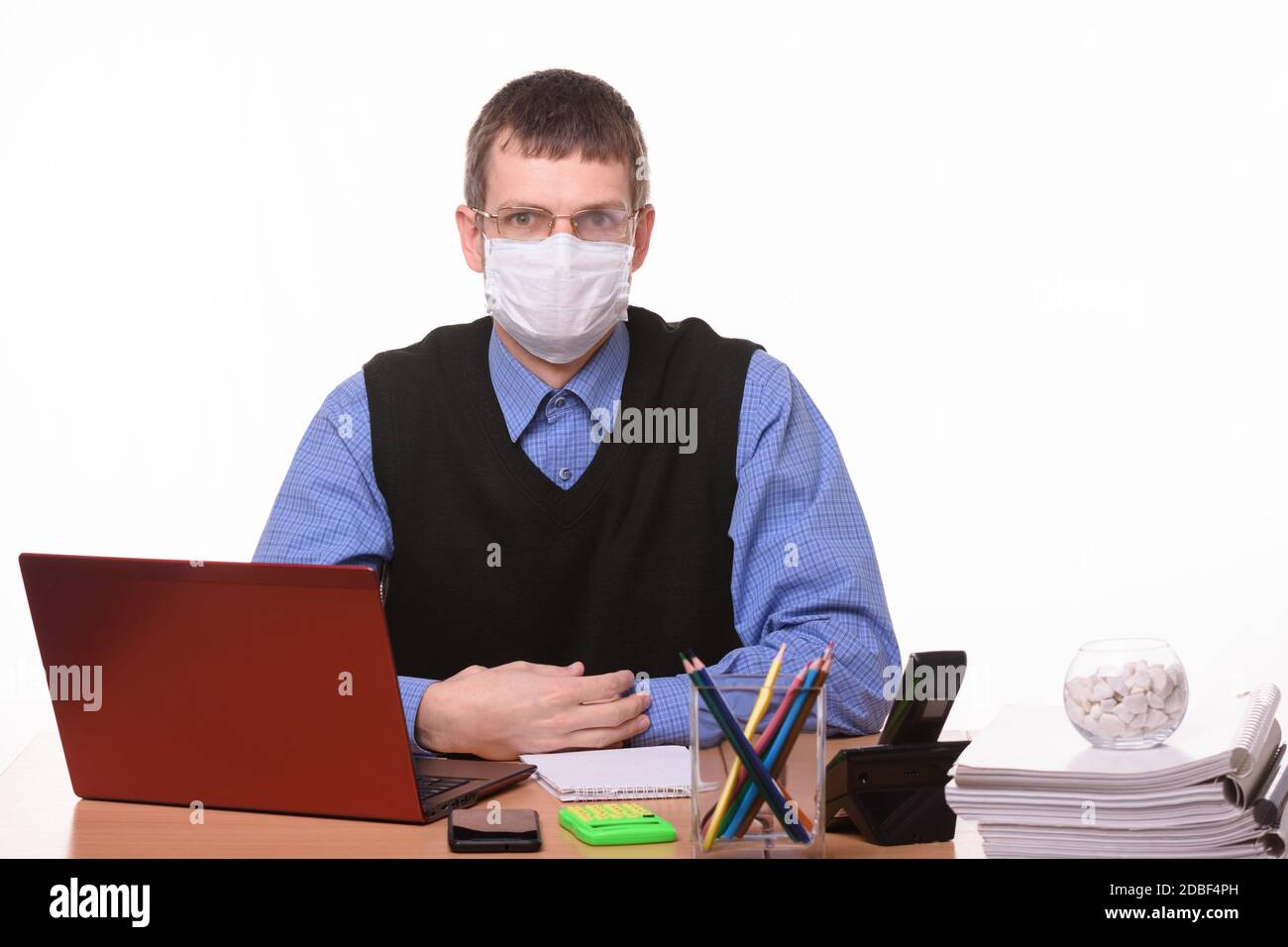 The office clerk from a medical mask sweats glasses Stock Photo - Alamy