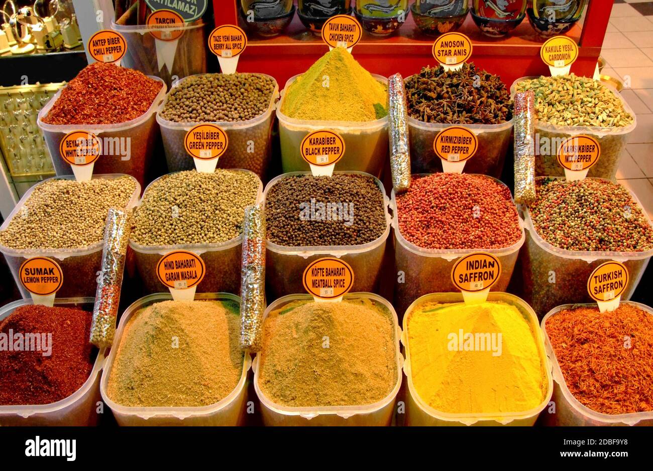 Five types of pepper and other spices Stock Photo - Alamy