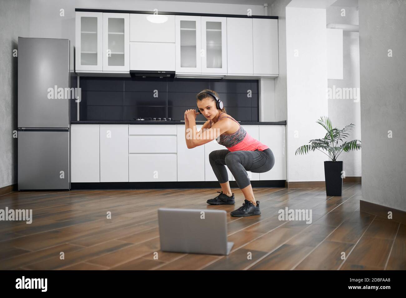 Music squat hi-res stock photography and images - Alamy