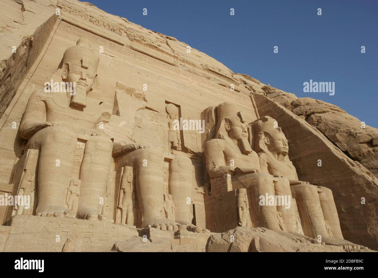 Abu simbel temple complex hi-res stock photography and images - Alamy