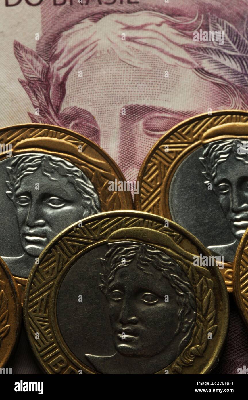 Brazilian banknote hi-res stock photography and images - Alamy