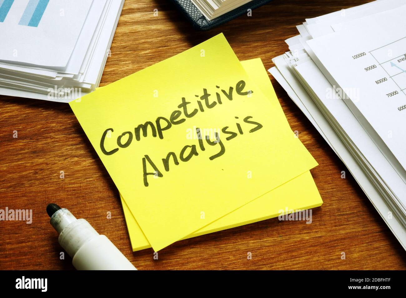 Competitive analysis hi-res stock photography and images - Alamy