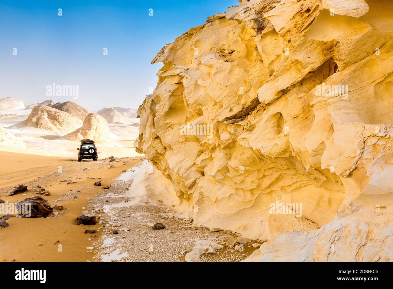 White Desert at Farafra in the Sahara of Egypt. Africa Stock Photo - Alamy