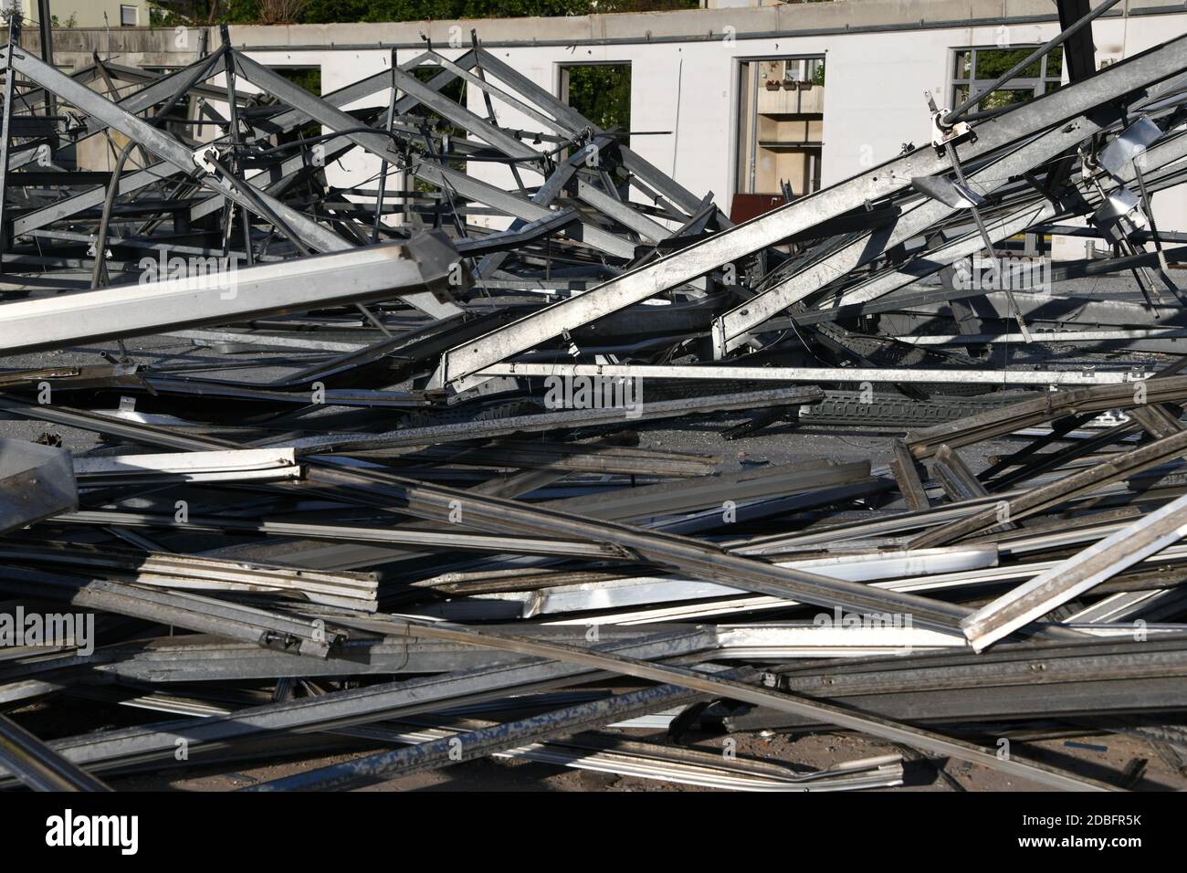 Demolition metal steel demolition recycling separating recyclables ...