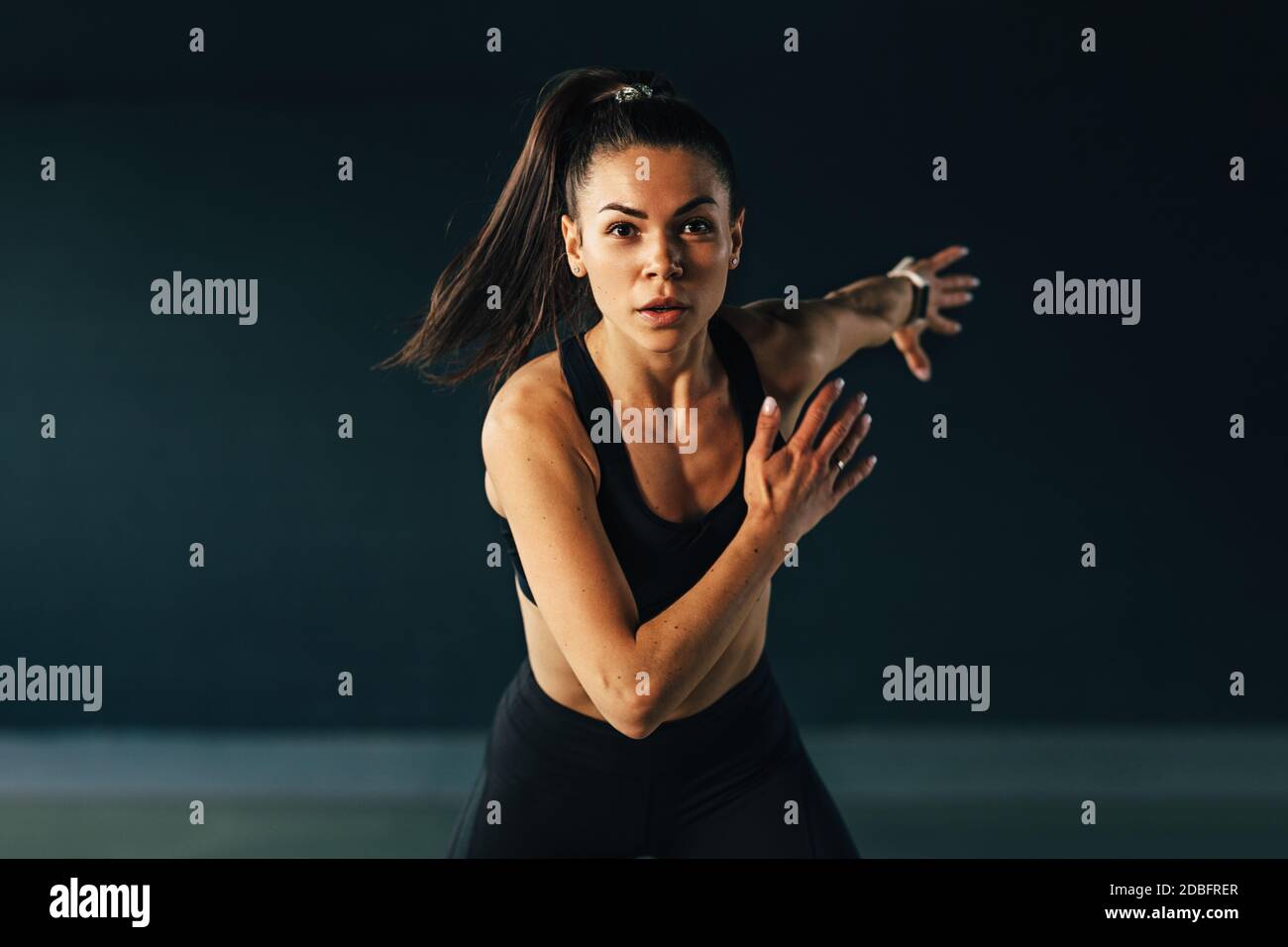 Muscular athlete hi-res stock photography and images - Alamy