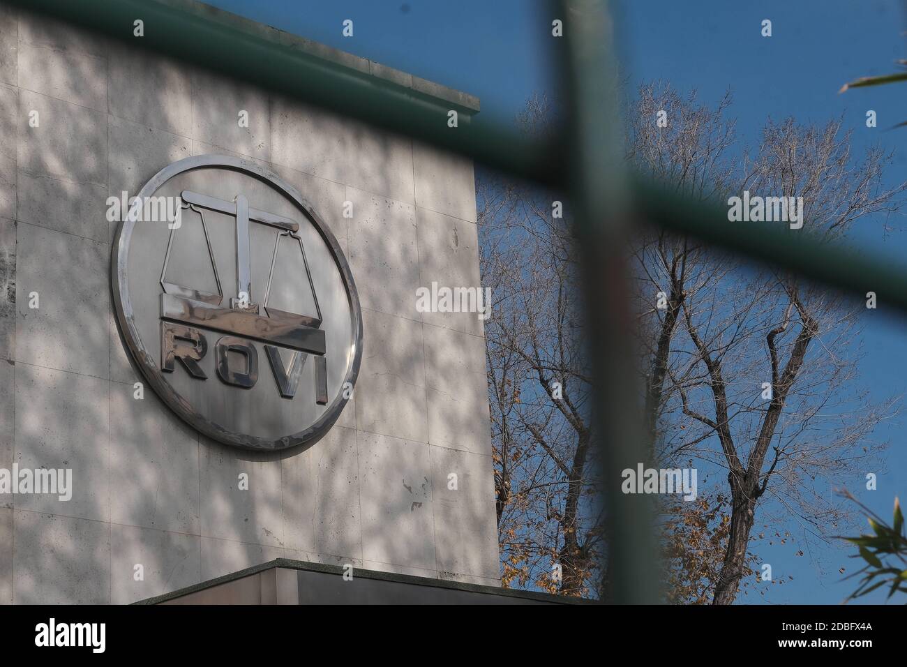 Fabrica moderna hi-res stock photography and images - Alamy