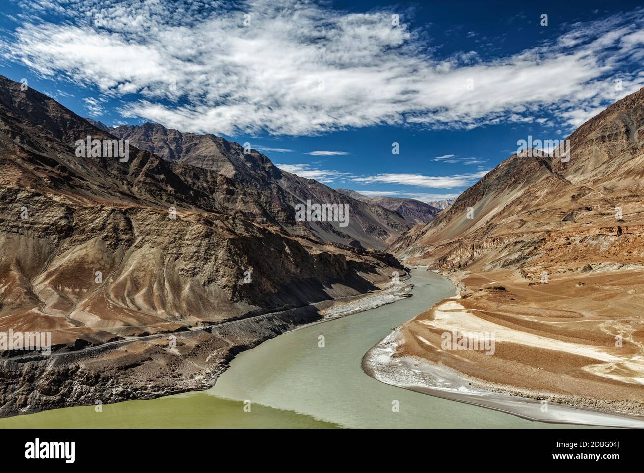 Confluence of Indus and Zanskar Rivers in Himalayas. Indus valley ...