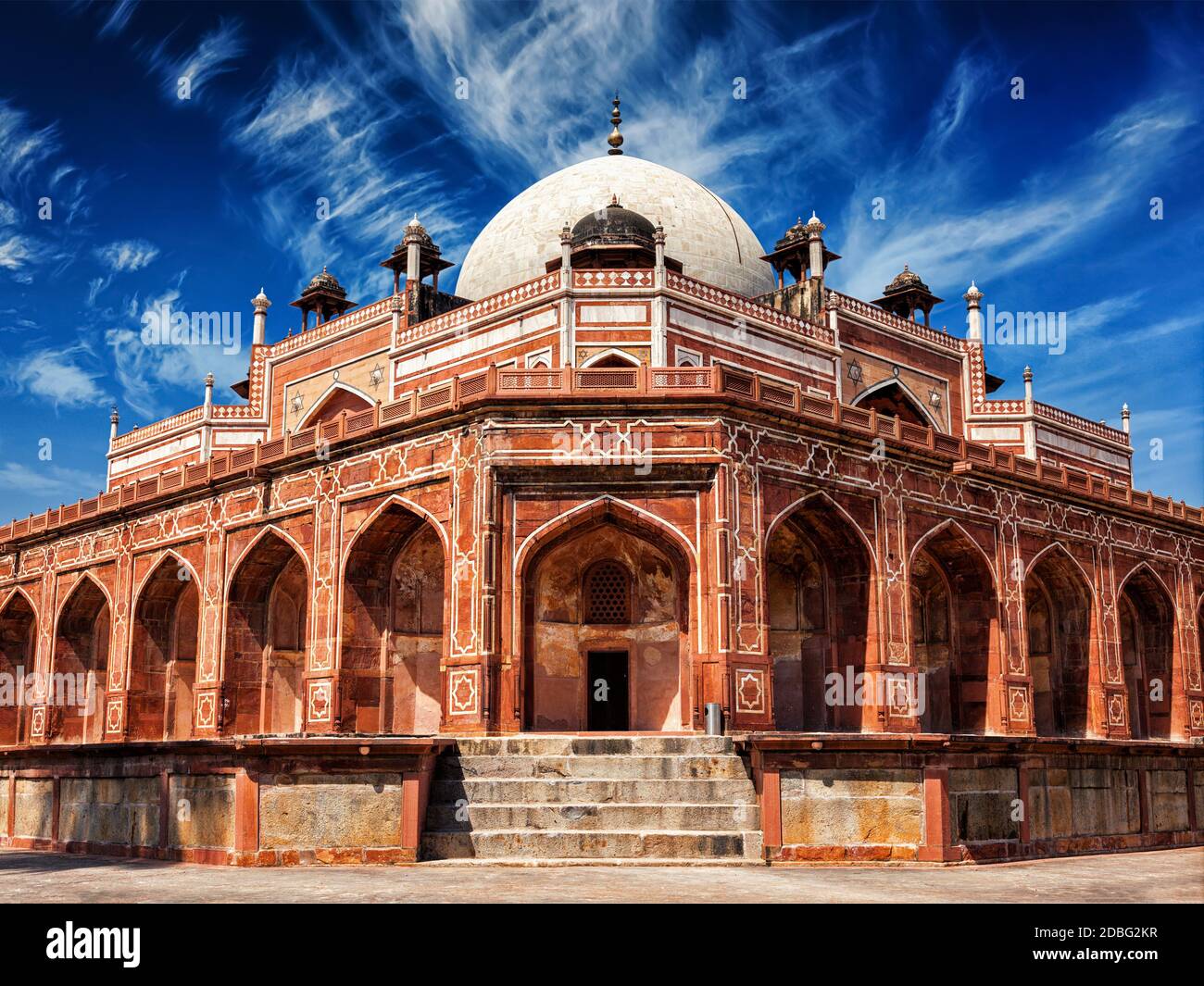 Delhi famous tourist attraction landmark - Humayun's Tomb. Delhi, India ...