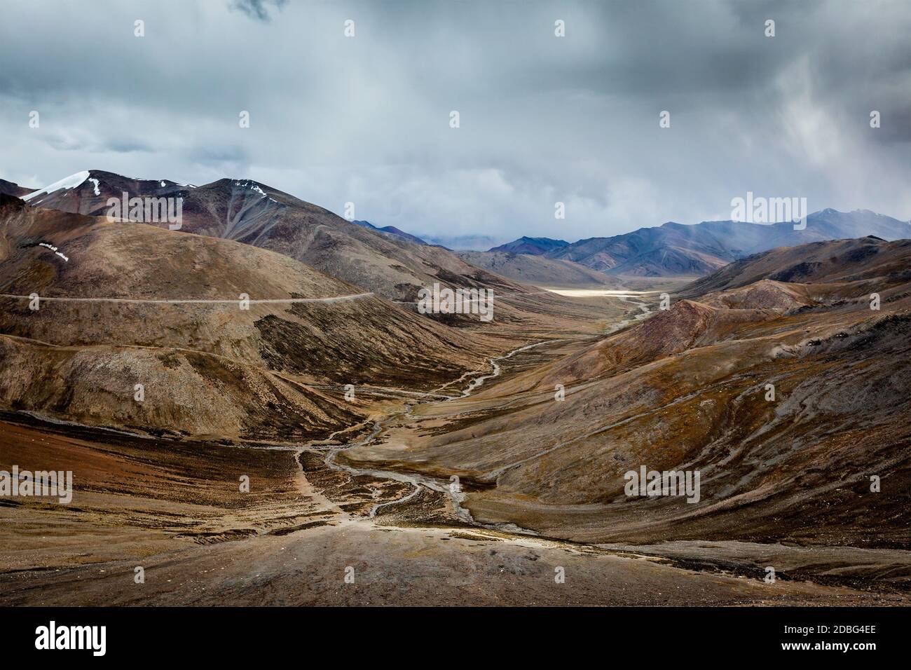 View of Himalayas near Tanglang la Pass - mountain pass in Himalayas ...