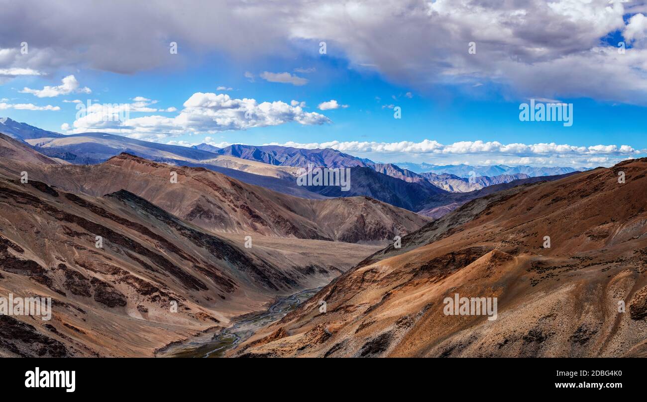 Himalayan landscape view from Tanglang la Pass. Himalaya range on ...