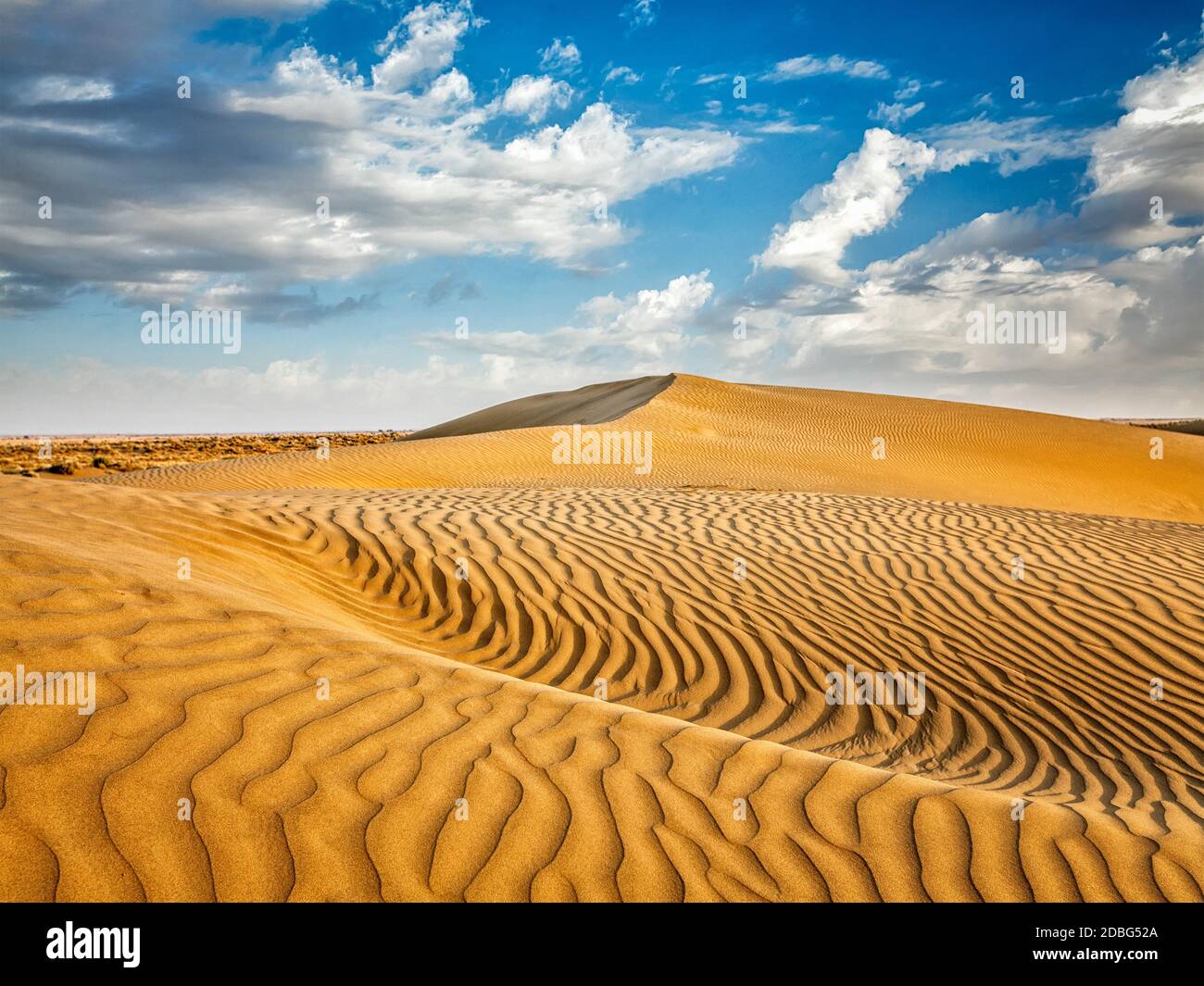 Sam Sand dunes in Thar Desert. Rajasthan, India Stock Photo - Alamy