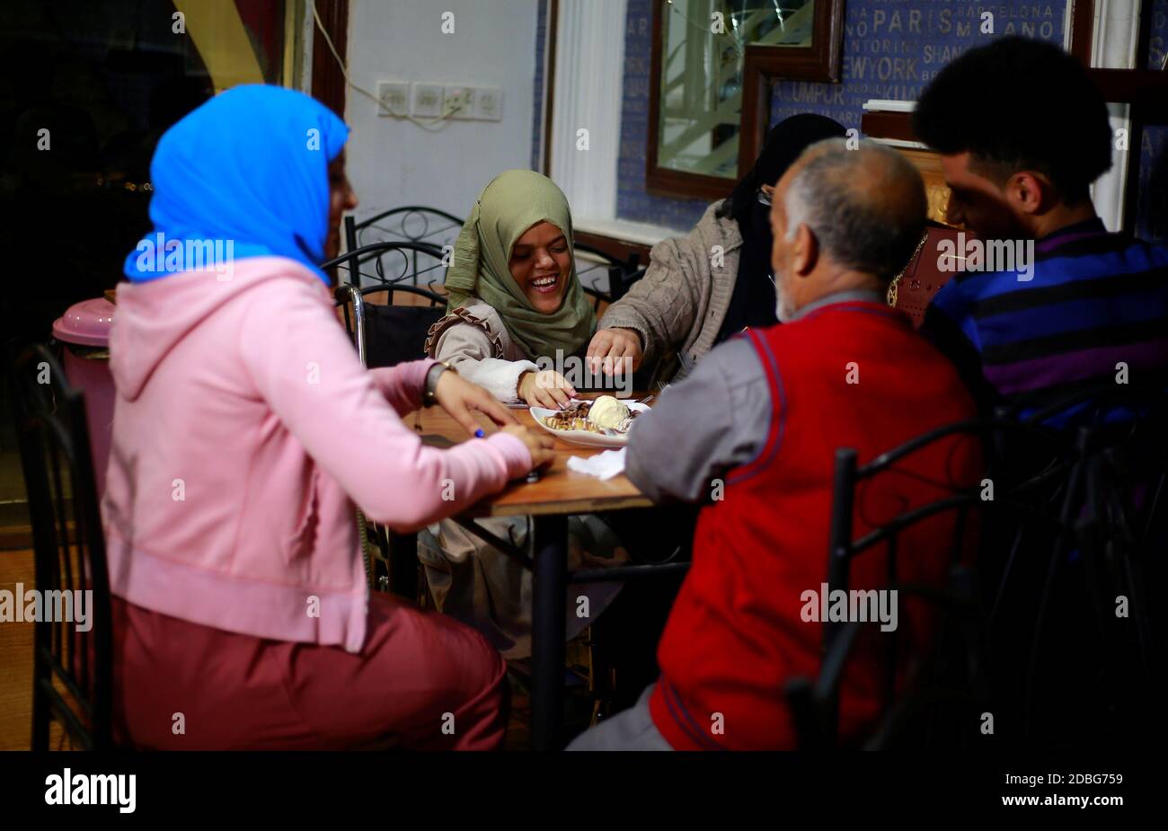 Dwarfism Family High Resolution Stock Photography and Images - Alamy