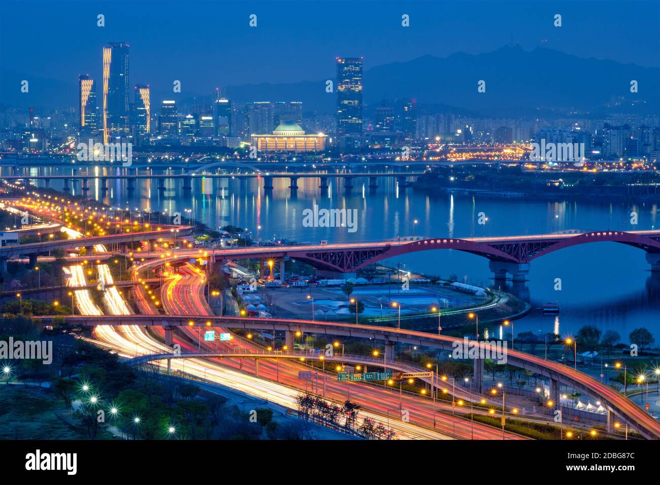 Aerial view of Seoul downtown cityscape and Seongsan bridge over Han ...