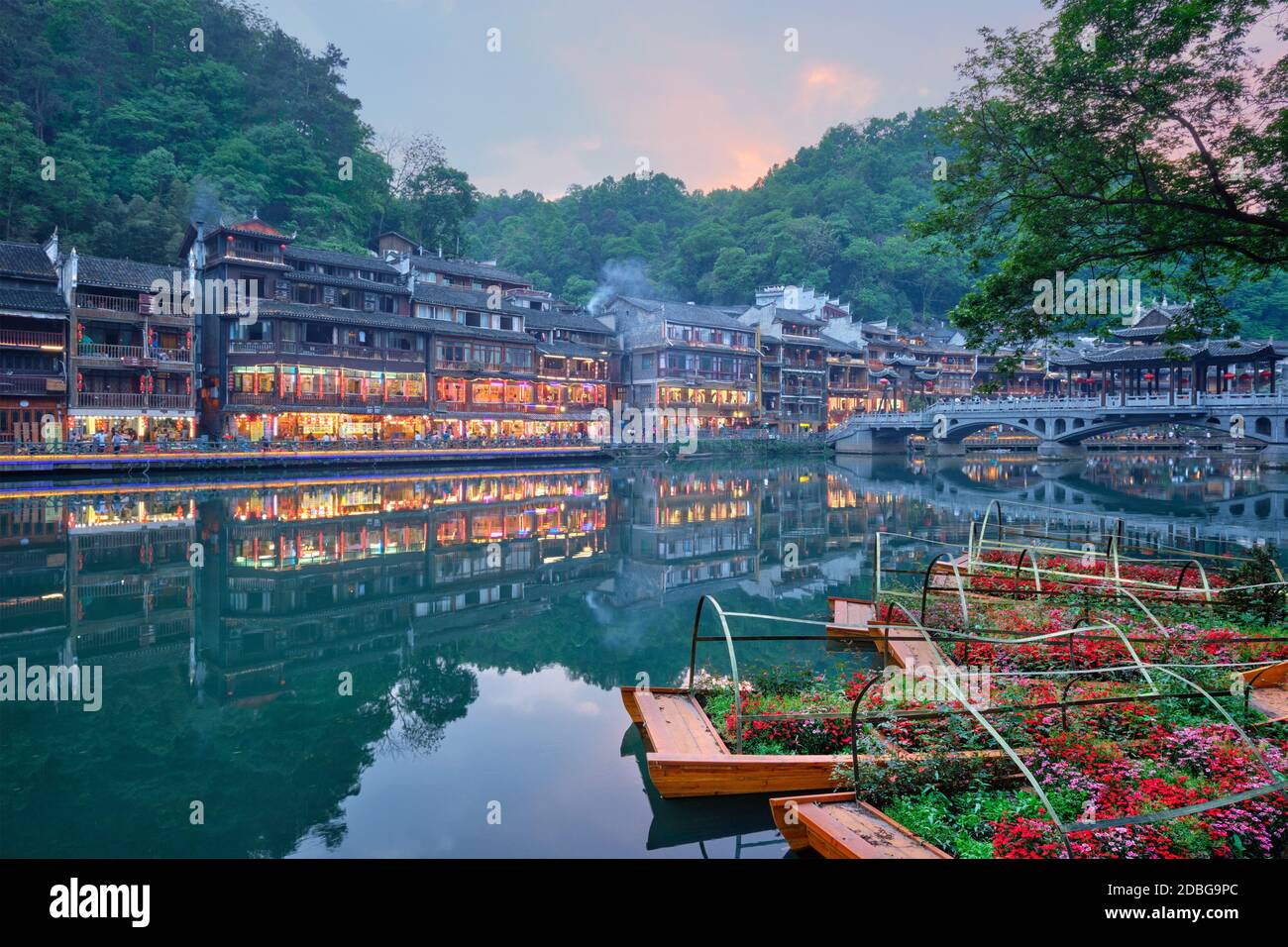 Chinese tourist attraction destination - Feng Huang Ancient Town ...