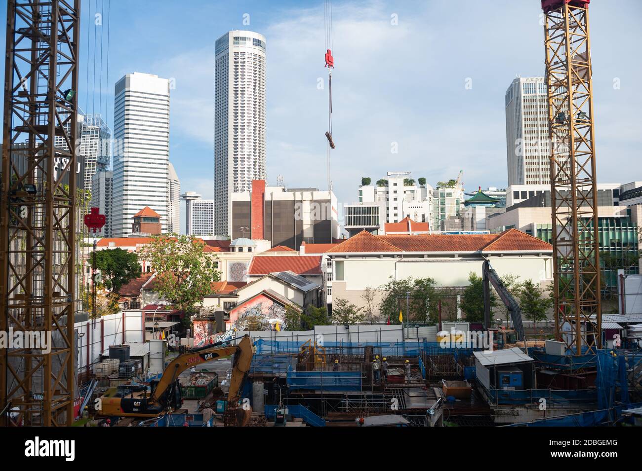 06.11.2020, Singapore, Republic of Singapore, Asia - Construction works ...