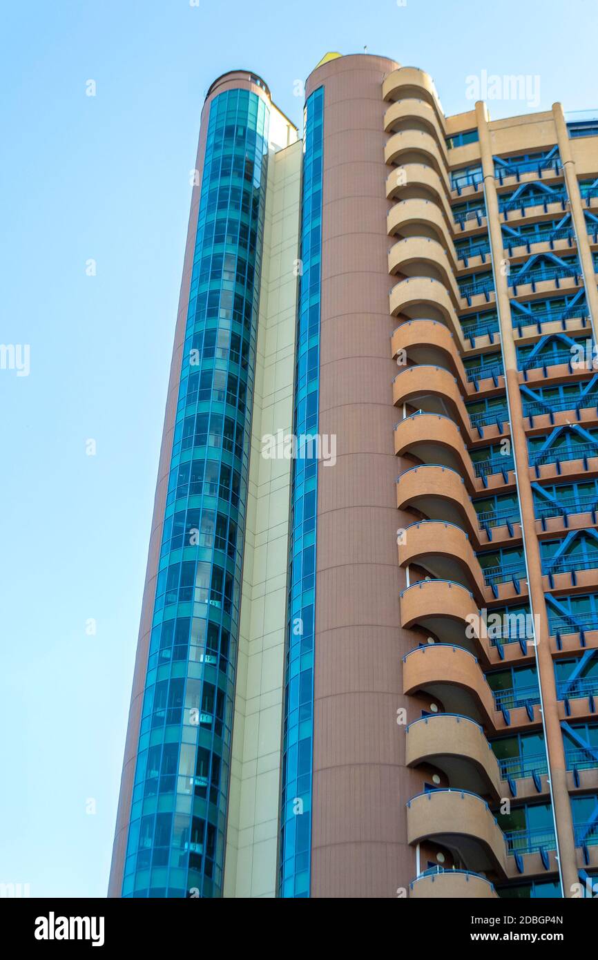 Steel tall building hi-res stock photography and images - Alamy