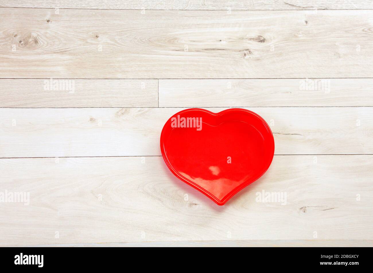 Red hart hi-res stock photography and images - Alamy