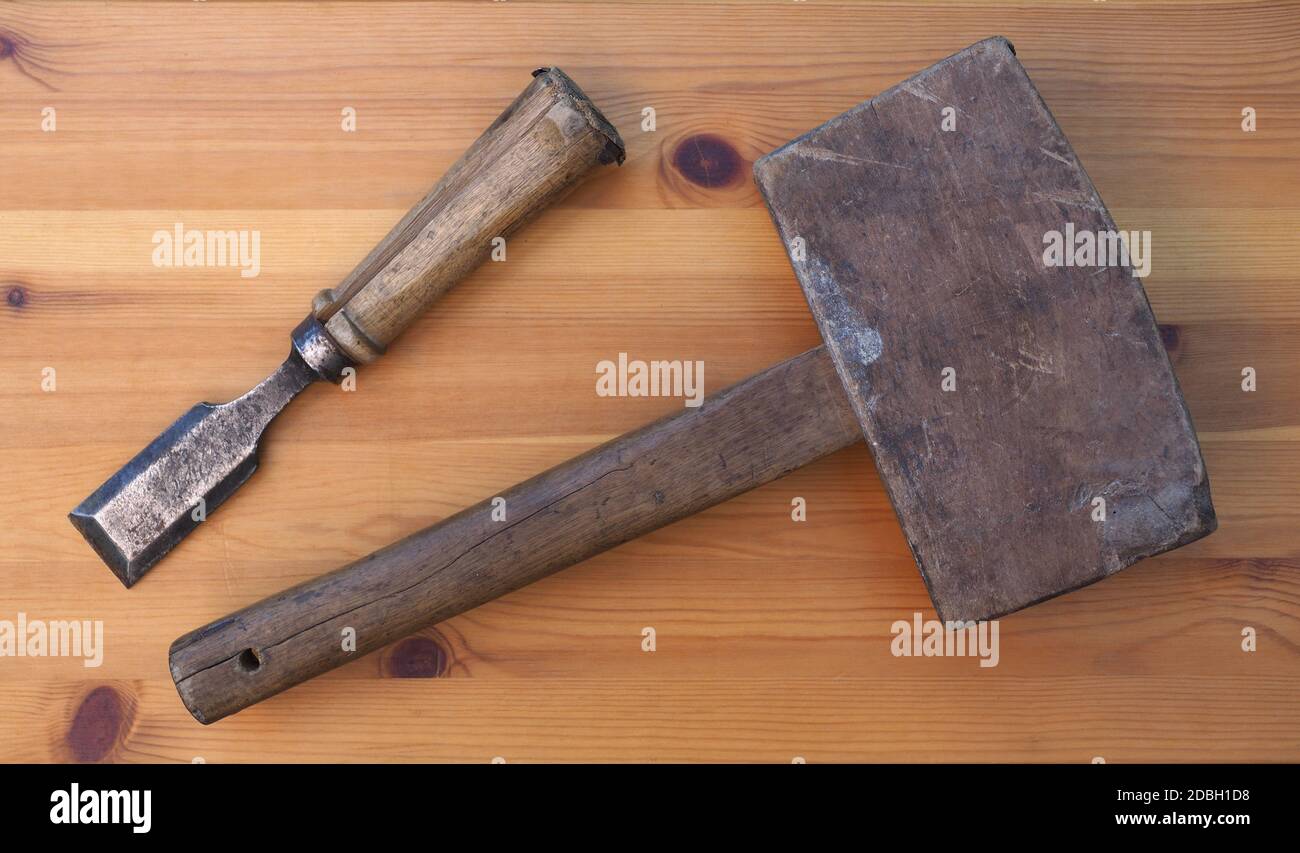 Gouge wood chisel hi-res stock photography and images - Alamy