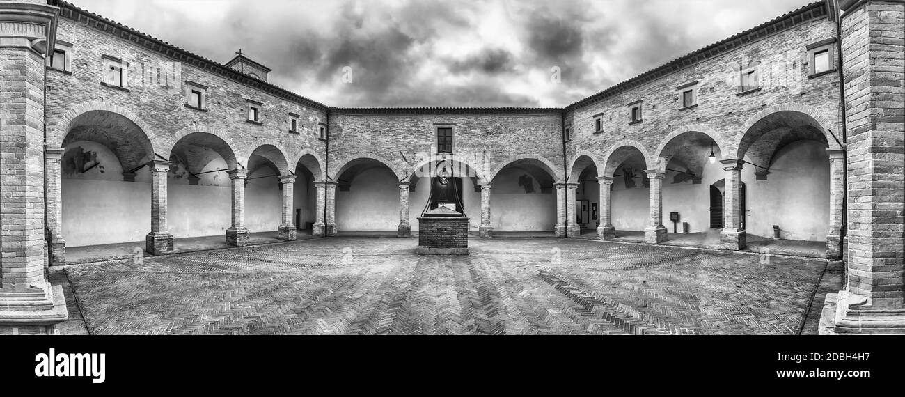 Basilica of saint ubaldo hi-res stock photography and images - Alamy