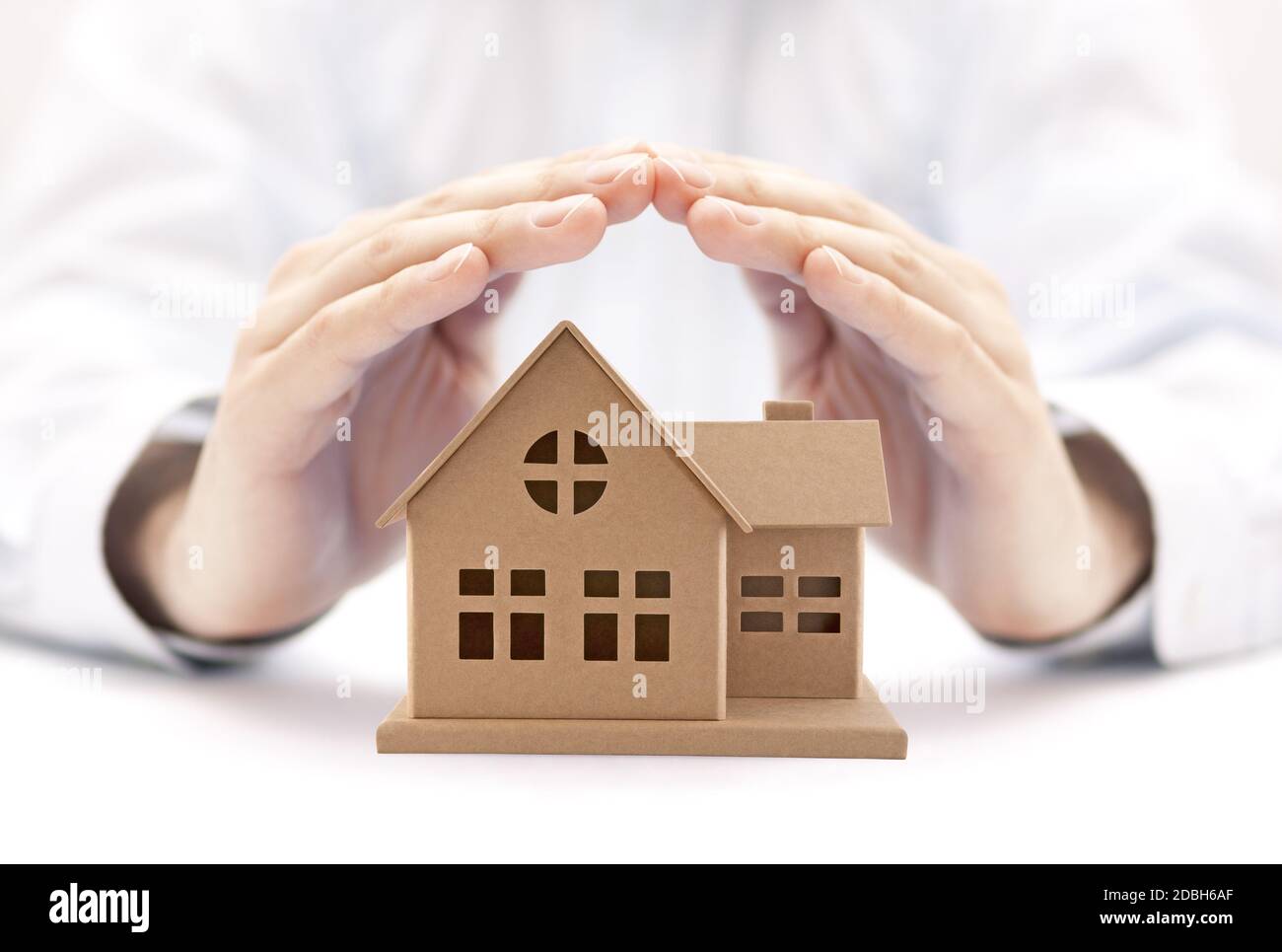 Insurance house hi-res stock photography and images - Alamy