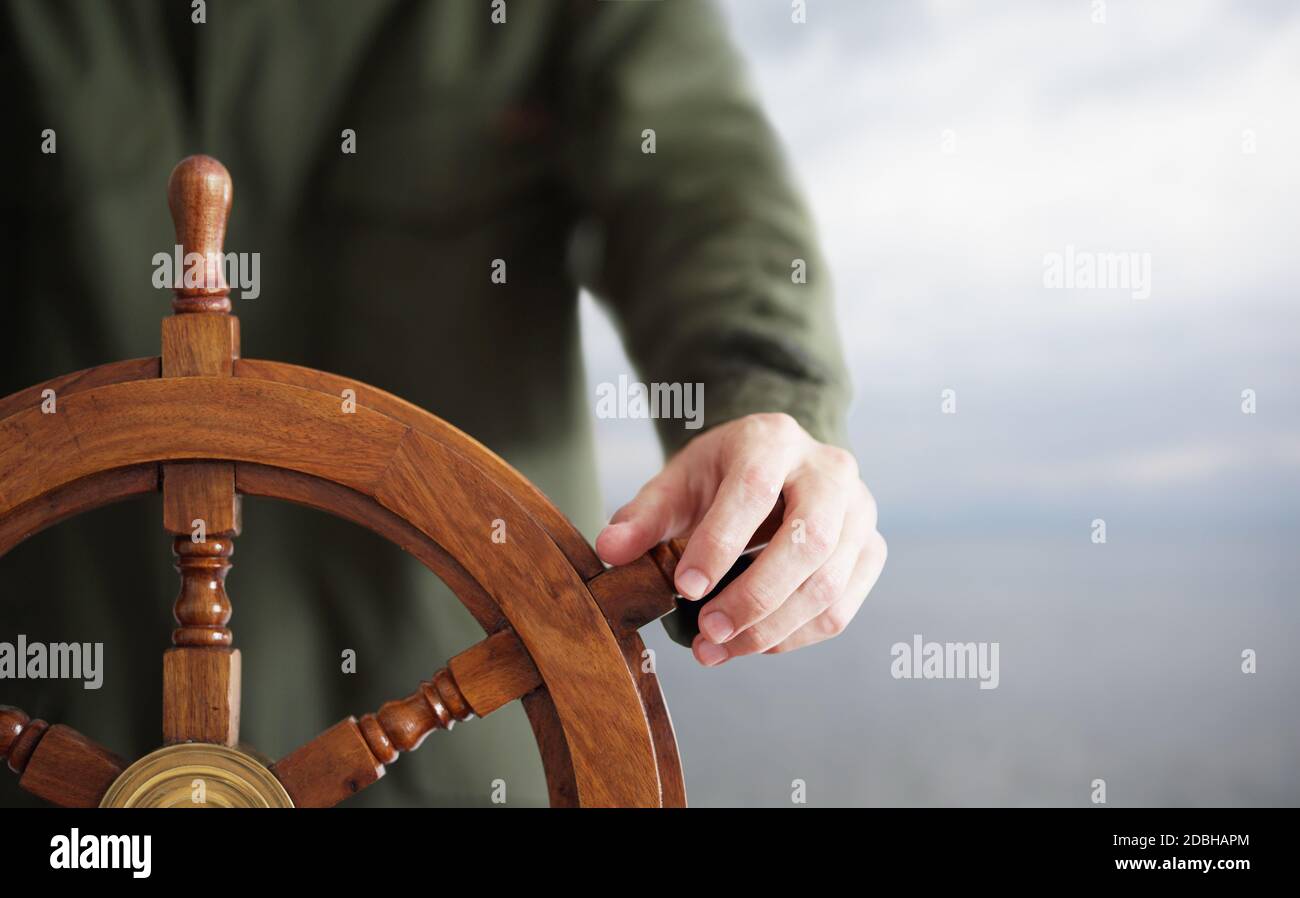 Rudder ship wheel hand hi-res stock photography and images - Alamy