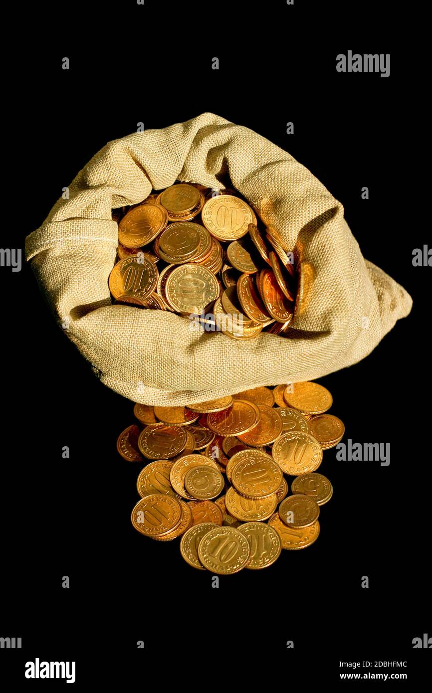 Sack of money pounds hi-res stock photography and images - Alamy