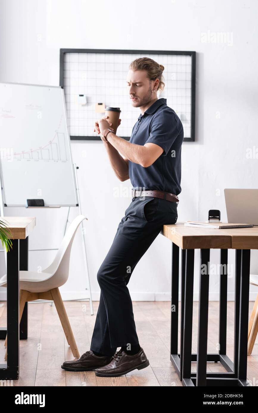 Lean stamp hi-res stock photography and images - Alamy