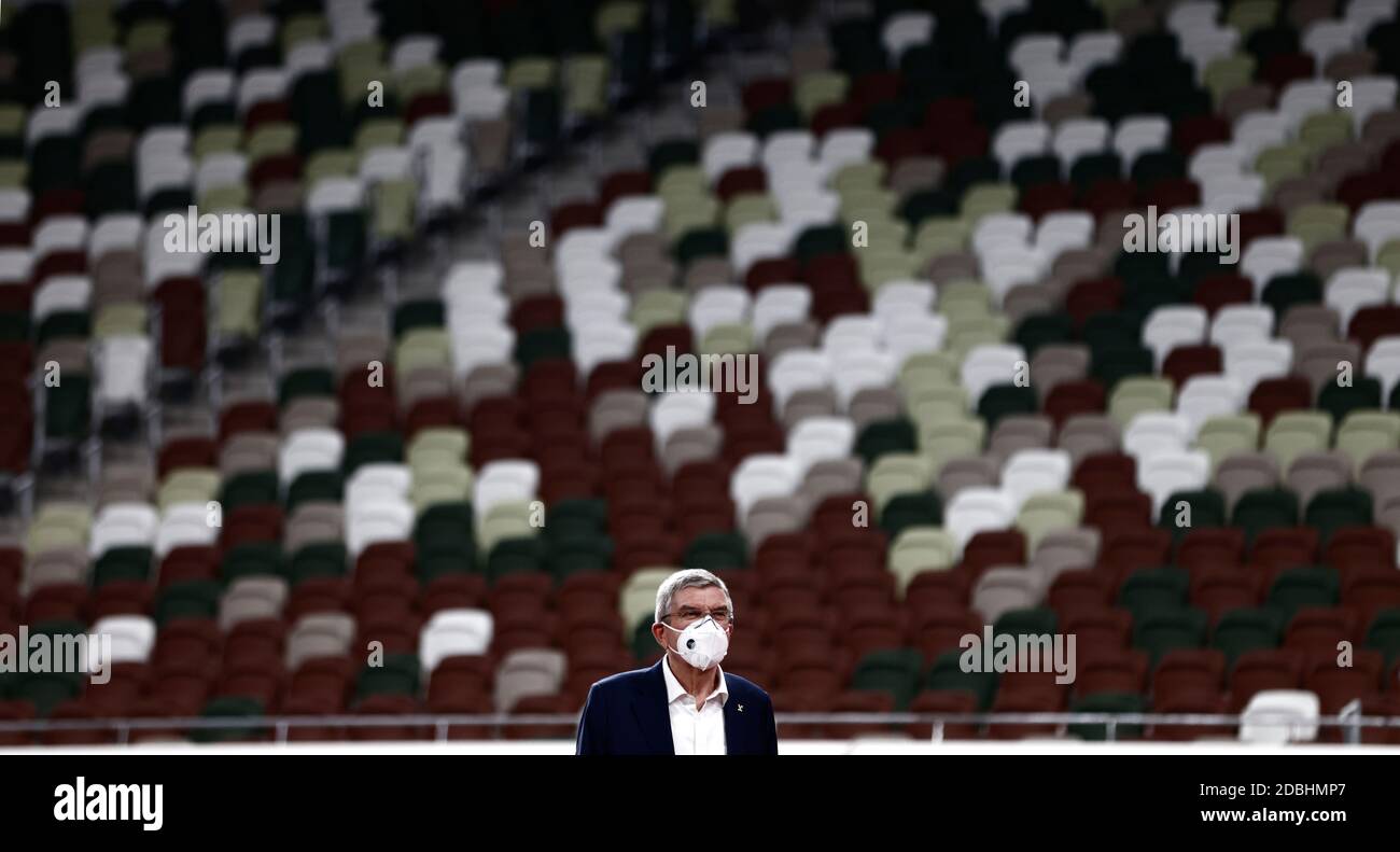 (201117) -- TOKYO, Nov. 17, 2020 (Xinhua) -- International Olympic ...