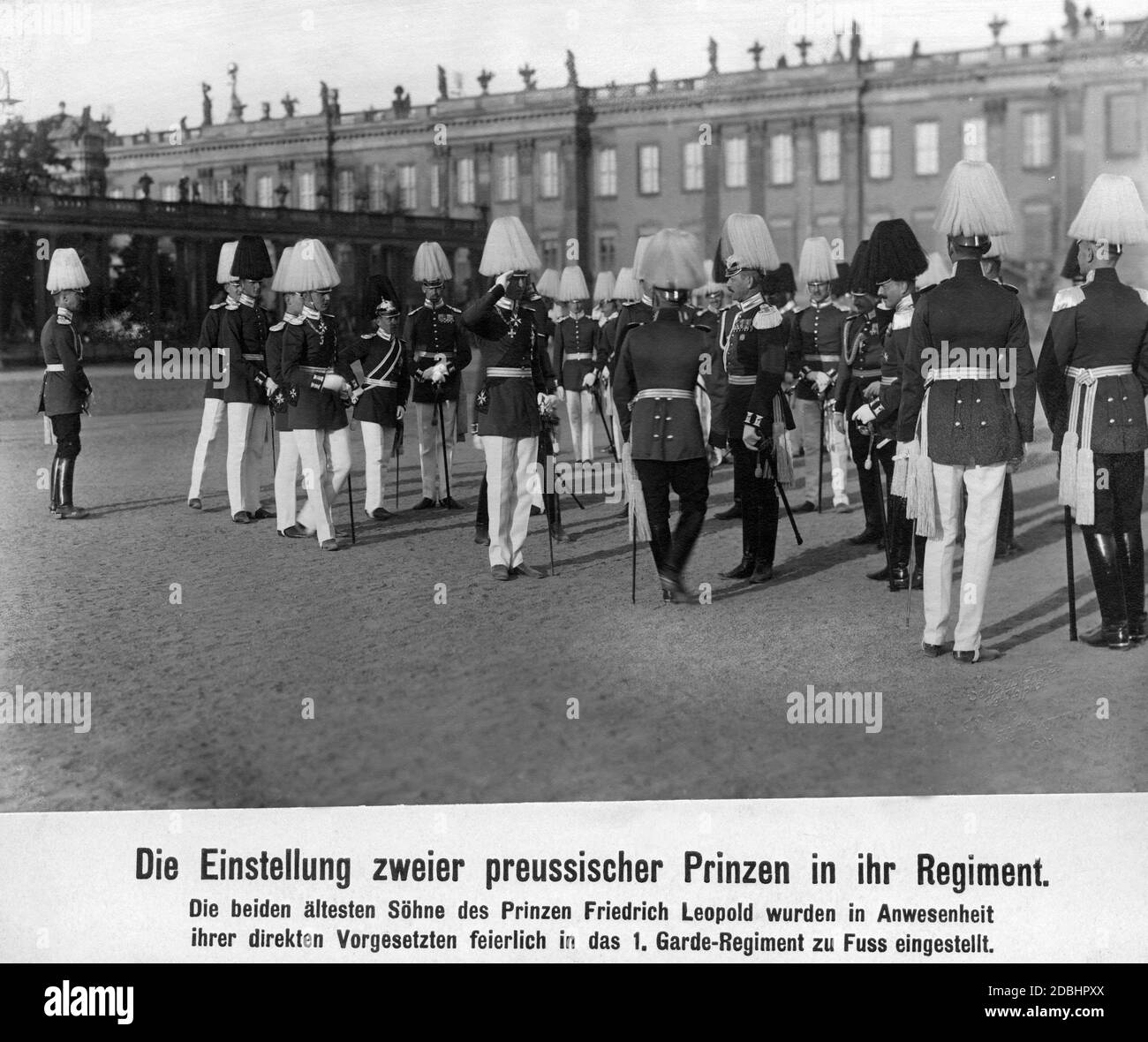 Garde regiment zu fuss Black and White Stock Photos & Images - Alamy