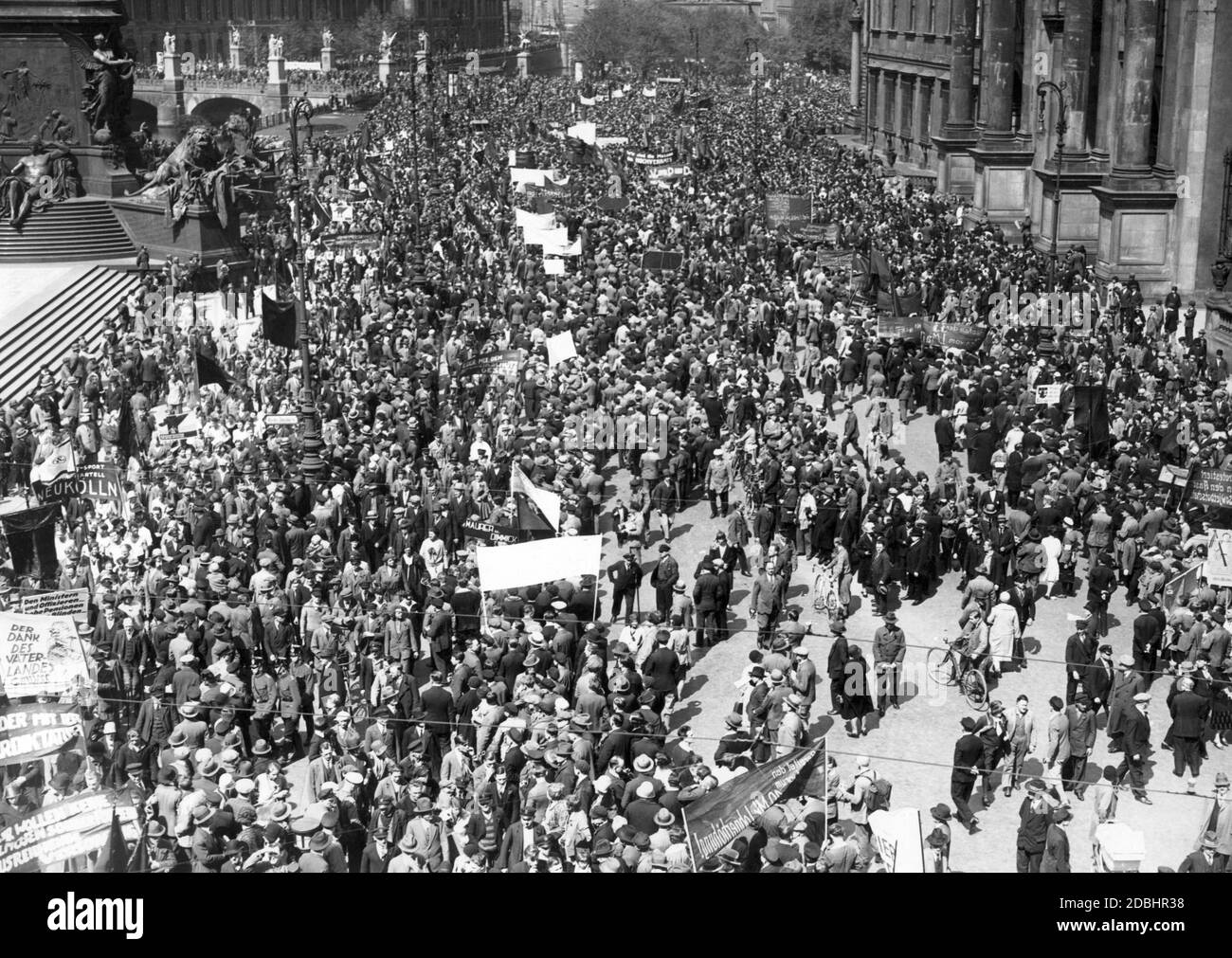 Mass rally of the KPD in Berlin at the Museum Island and the Lustgarten ...