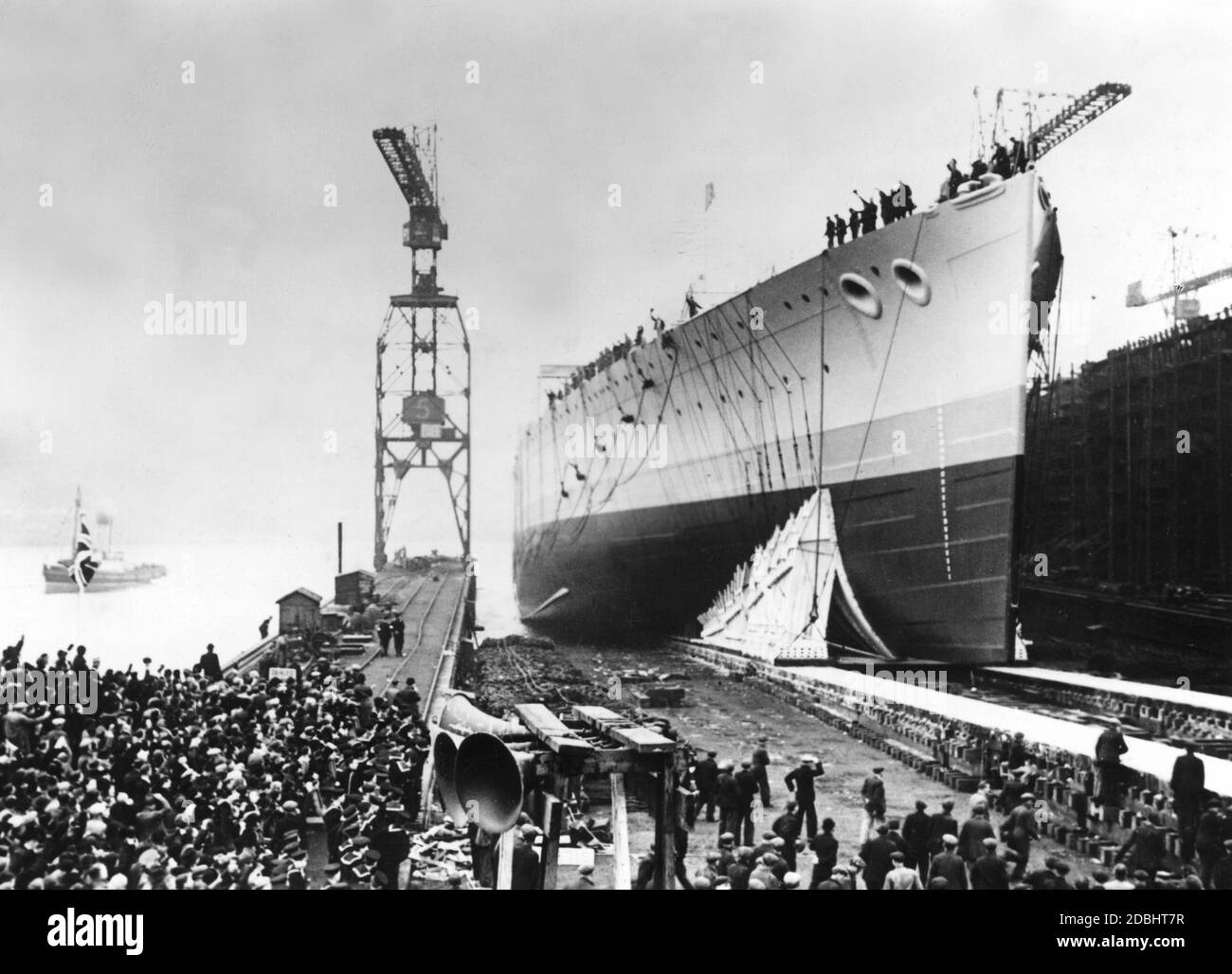 "Launch of the newest English battleship, the ""King George V"", in ...