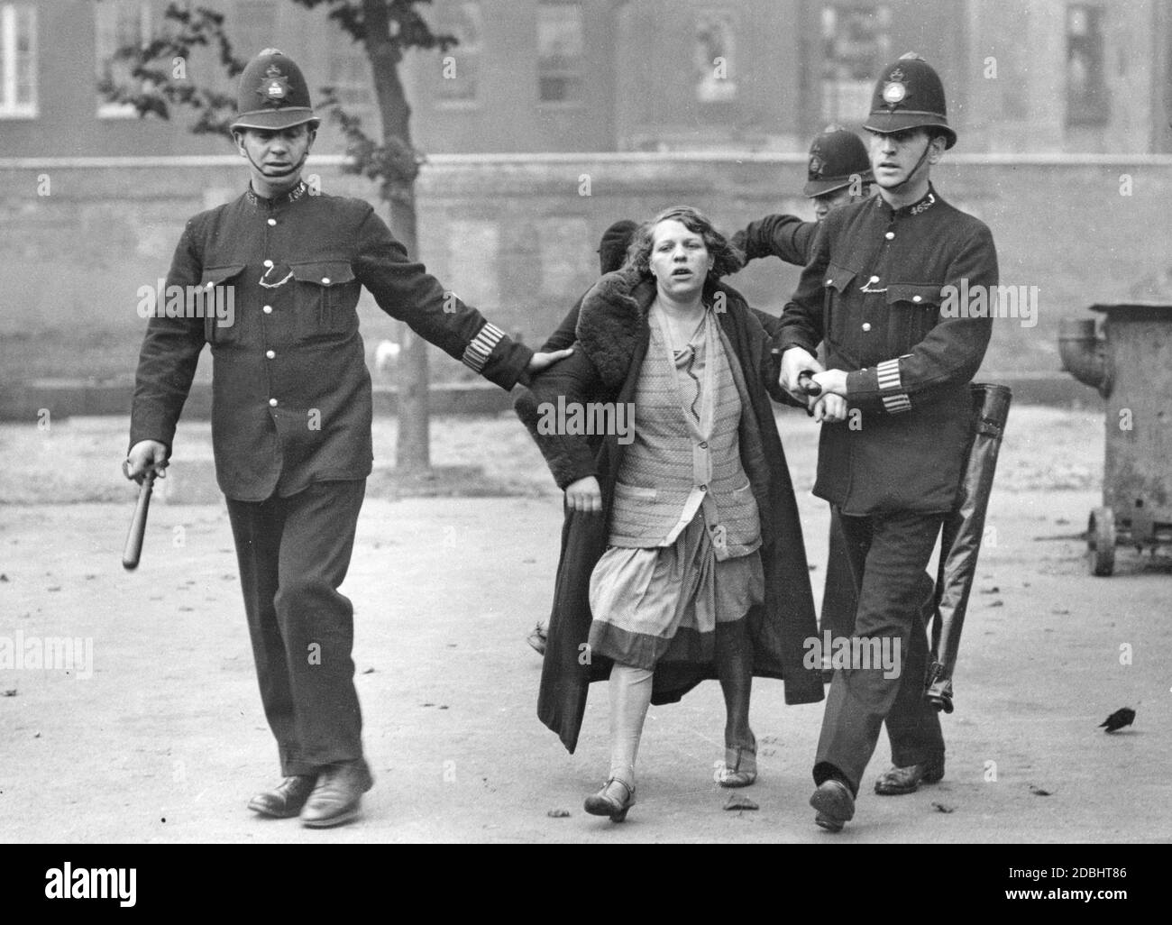 1930s police uniform hi-res stock photography and images - Alamy