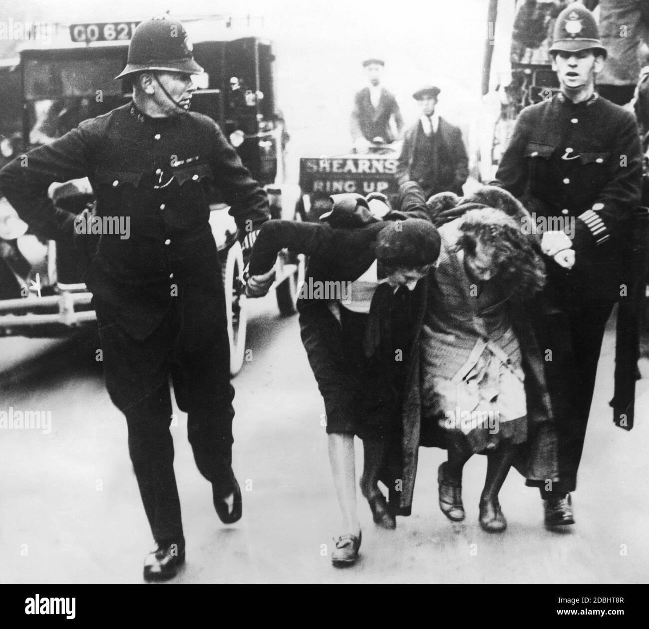 1930s police uniform hi-res stock photography and images - Alamy