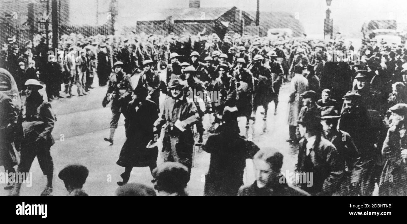 Britain soldiers hi-res stock photography and images - Alamy