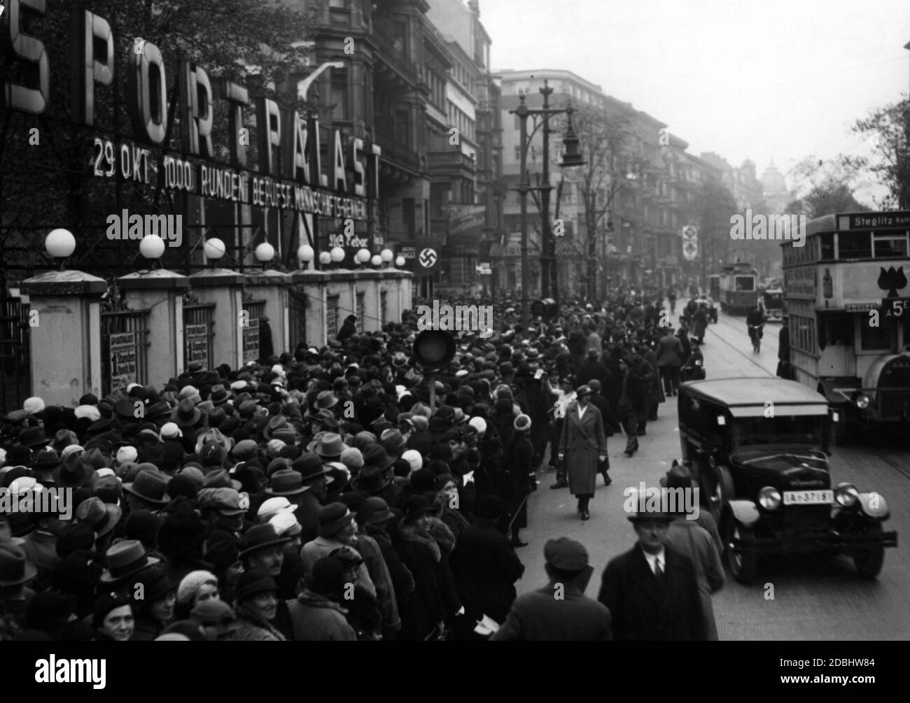 Adolf hitler speech hi-res stock photography and images - Alamy