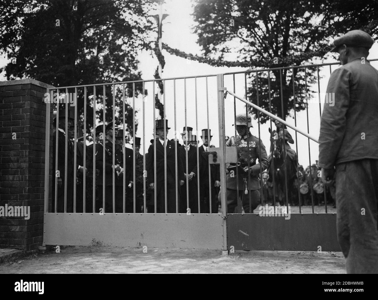 World war ii era barracks hi-res stock photography and images - Alamy