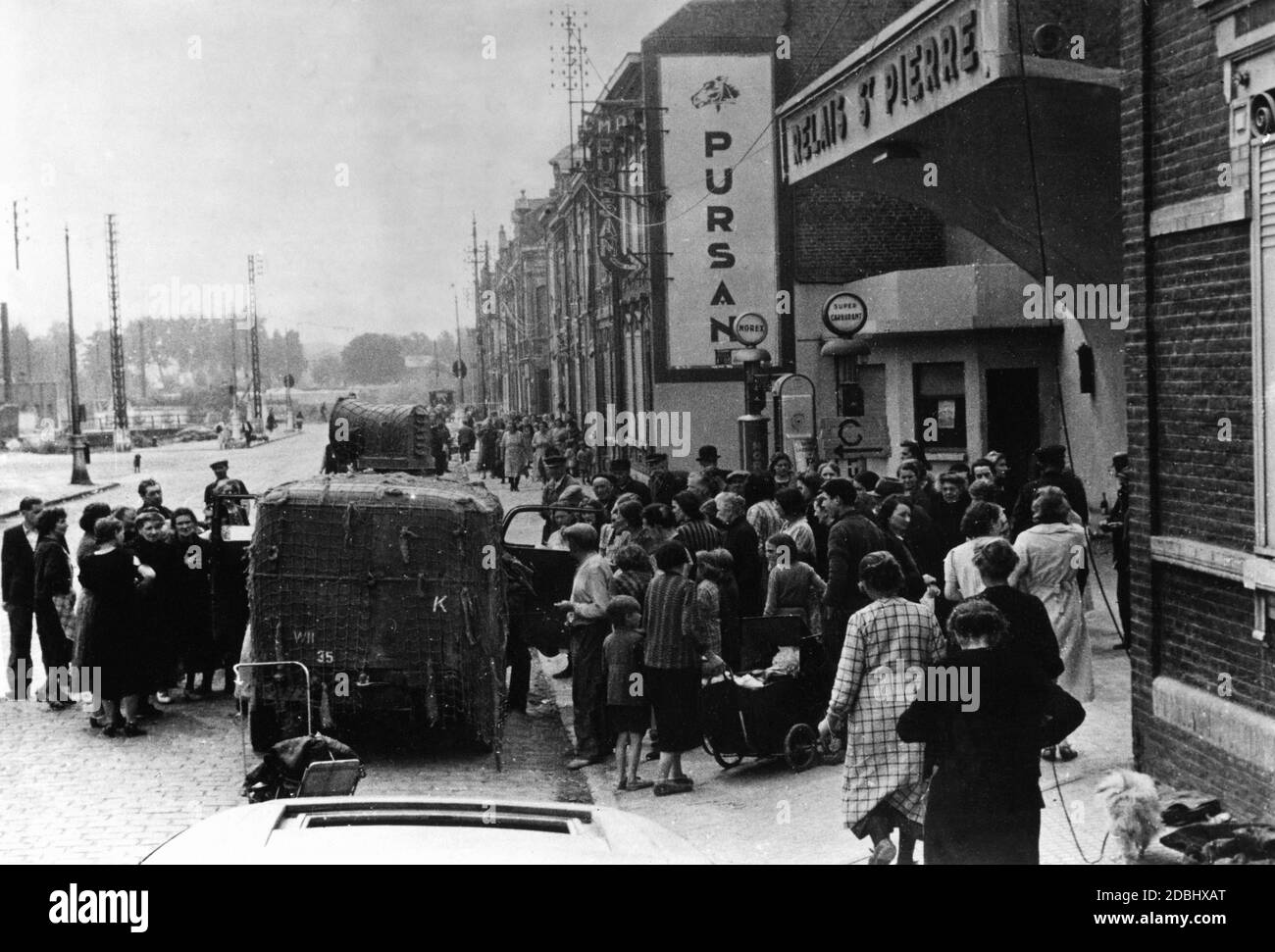 The National Socialist People's Welfare is announced in Amiens through ...