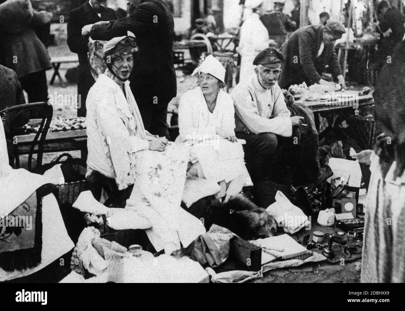 Social classes hi-res stock photography and images - Alamy