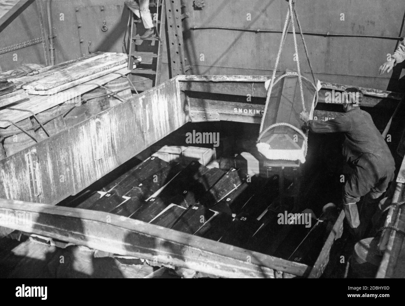 Unit 38 Black and White Stock Photos & Images - Alamy