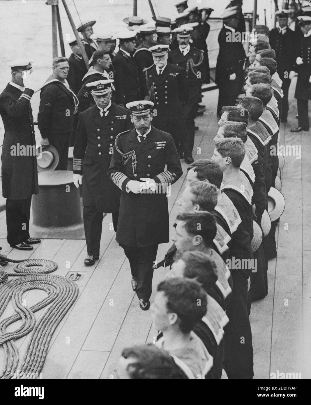 British sailors salute Black and White Stock Photos & Images - Alamy
