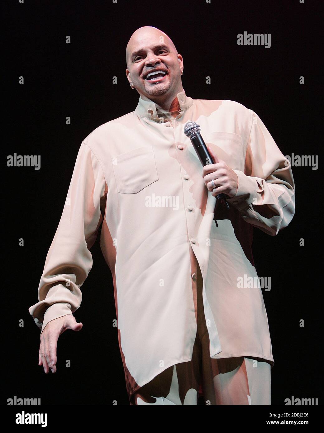 HOLLYWOOD, FLORIDA - JANUARY 16: Sinbad performs his comedy show at the ...