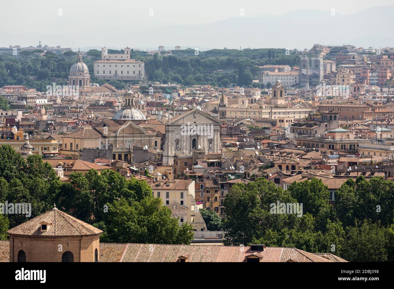 Panorama of the old town from gianicolo hill hi-res stock photography ...