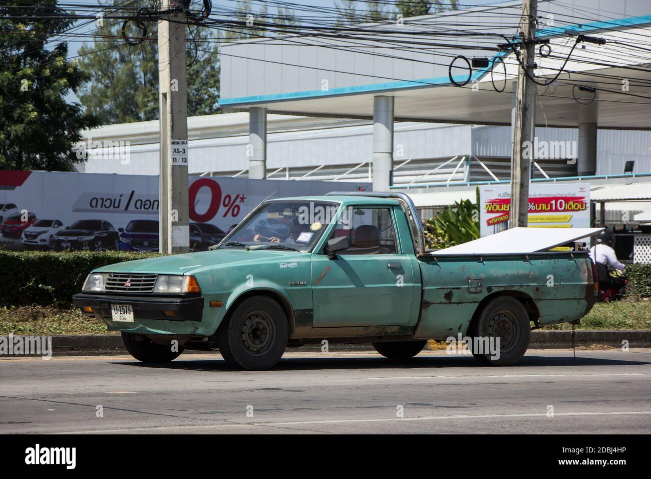 Mitsubishi l200 pickup hi-res stock photography and images - Alamy