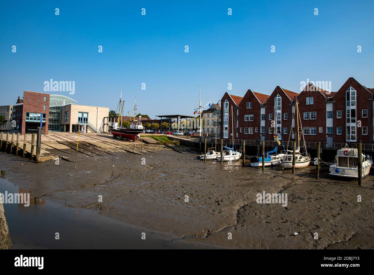 Port husum north frisia husum hi-res stock photography and images - Alamy