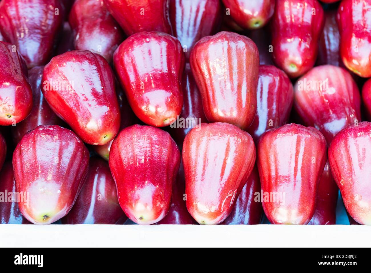 Group of red rose apple for sell in street market Stock Photo - Alamy