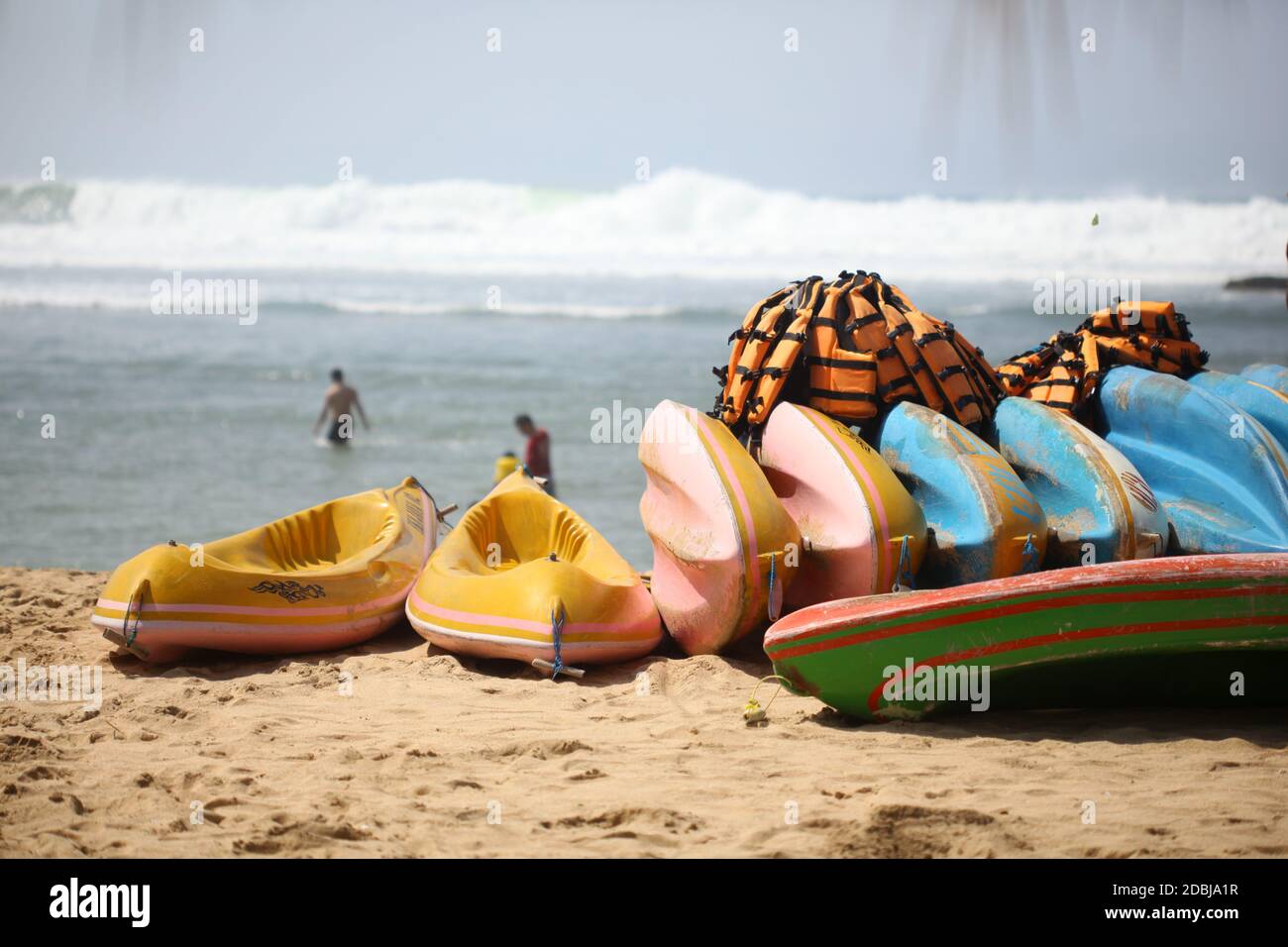 Lifeguard row boat beach hi-res stock photography and images - Alamy