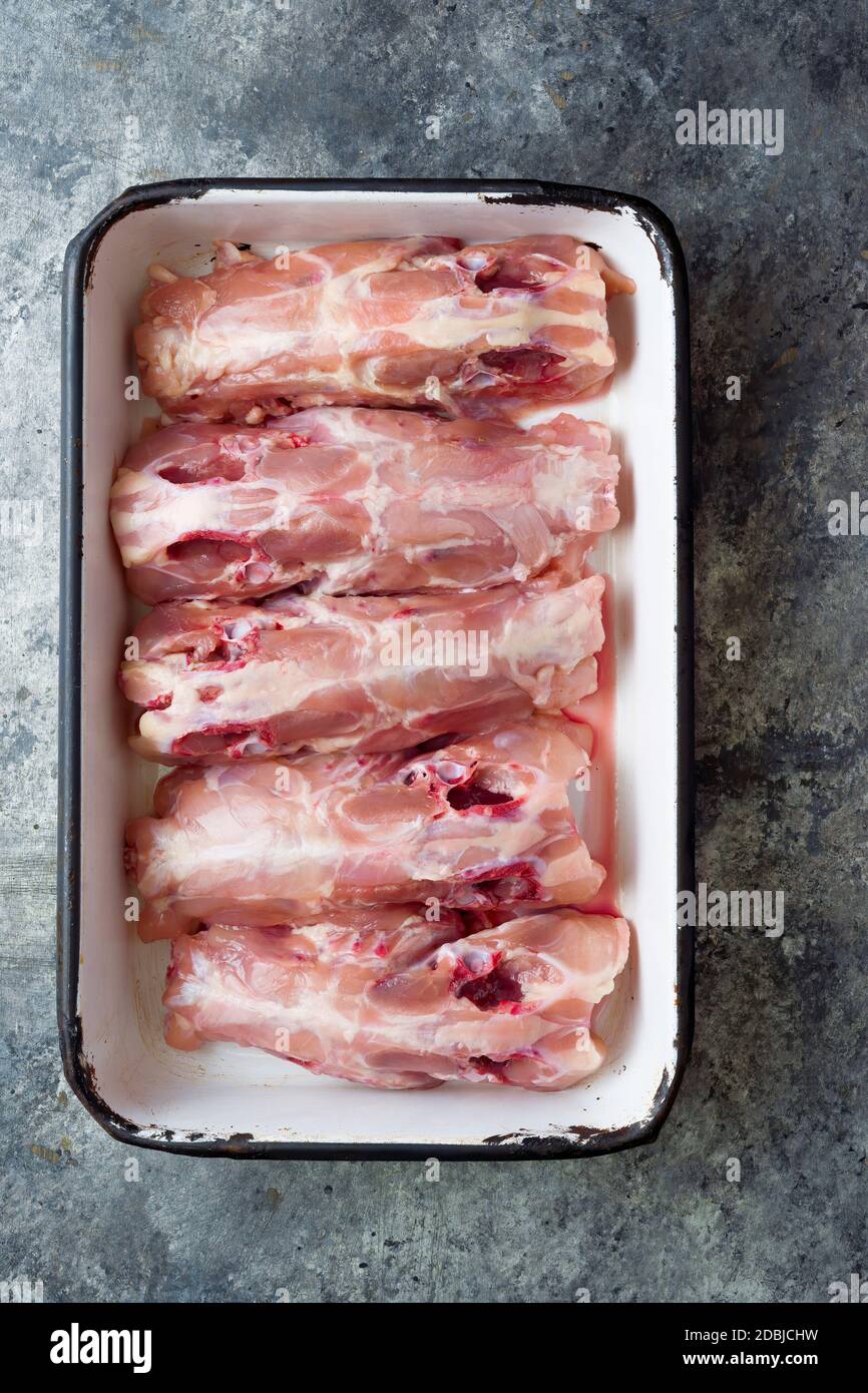 close up of rustic chicken bone carcass soup ingredient Stock Photo - Alamy
