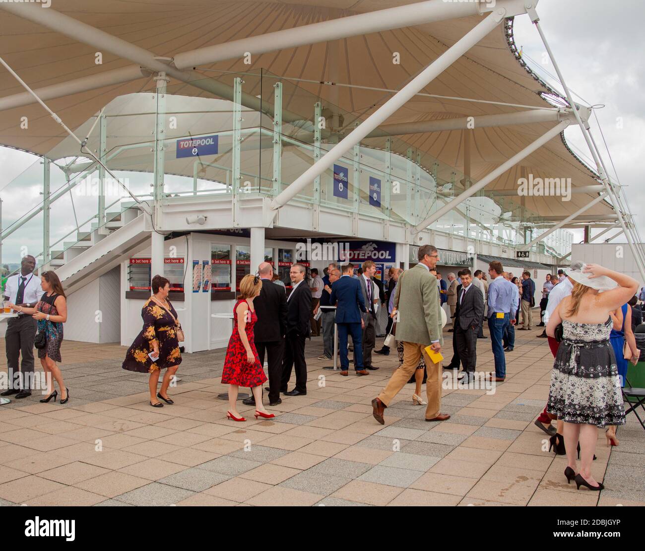 Glorious goodwood racecourse hi-res stock photography and images - Alamy